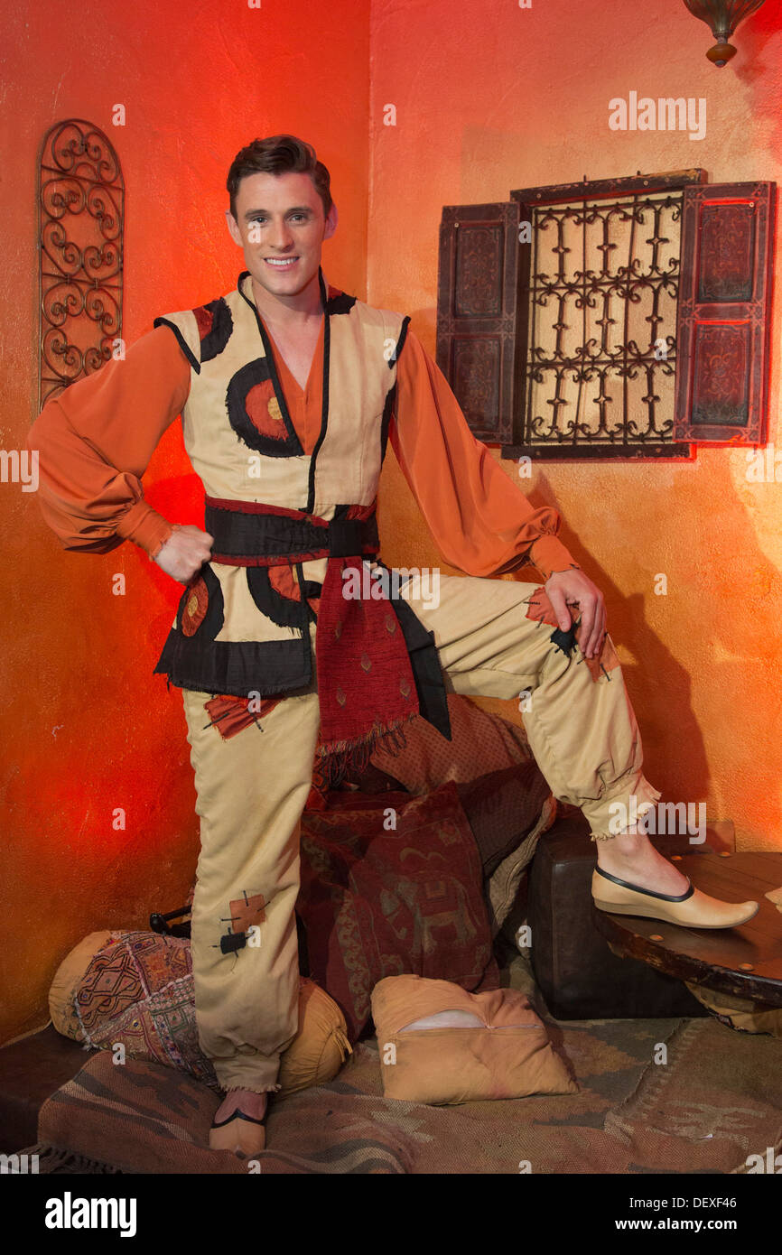Oliver Thornton as Aladdin. Aladdin Christmas Pantomime at the New ...