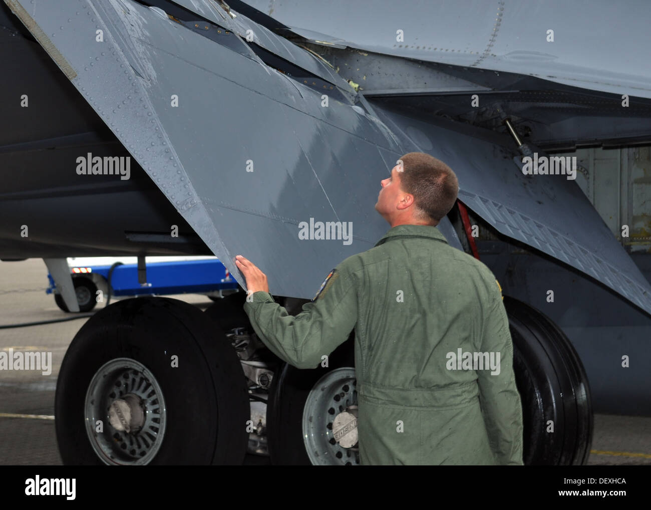 100th air refueling wing hi-res stock photography and images - Alamy