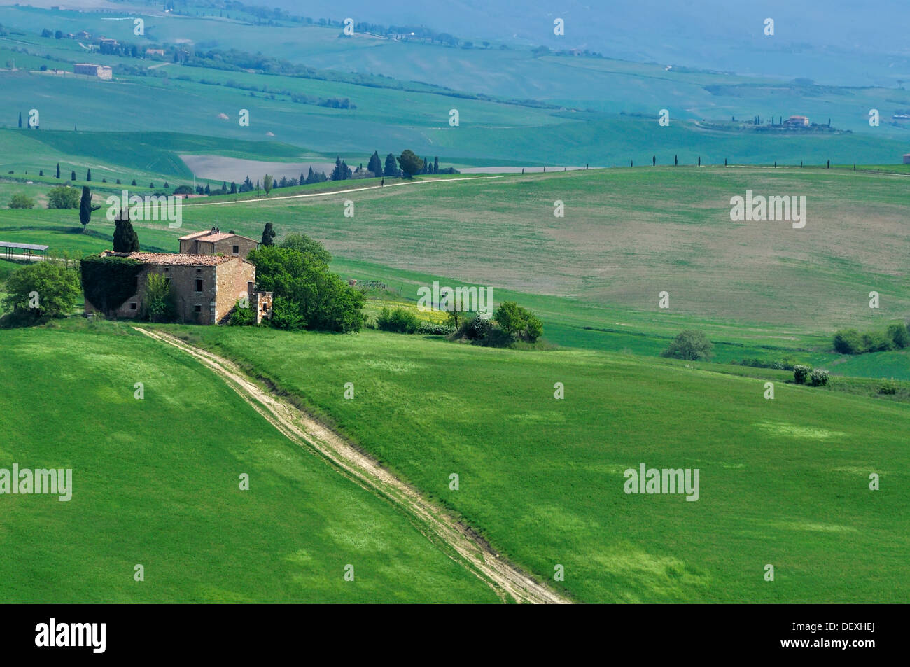 Rural scene tuscany hi-res stock photography and images - Alamy