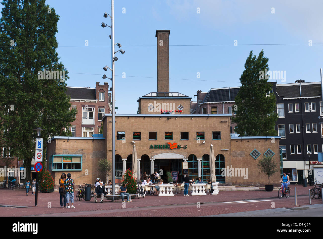 Restaurant "Abrikoos" in former public bathhouse at Javaplein square ...