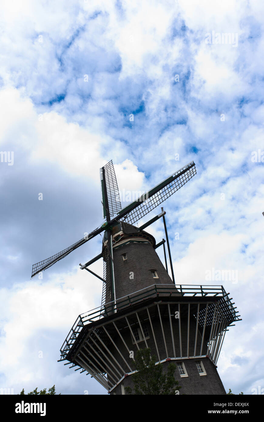 Holland de gooyer windmill hi-res stock photography and images - Alamy