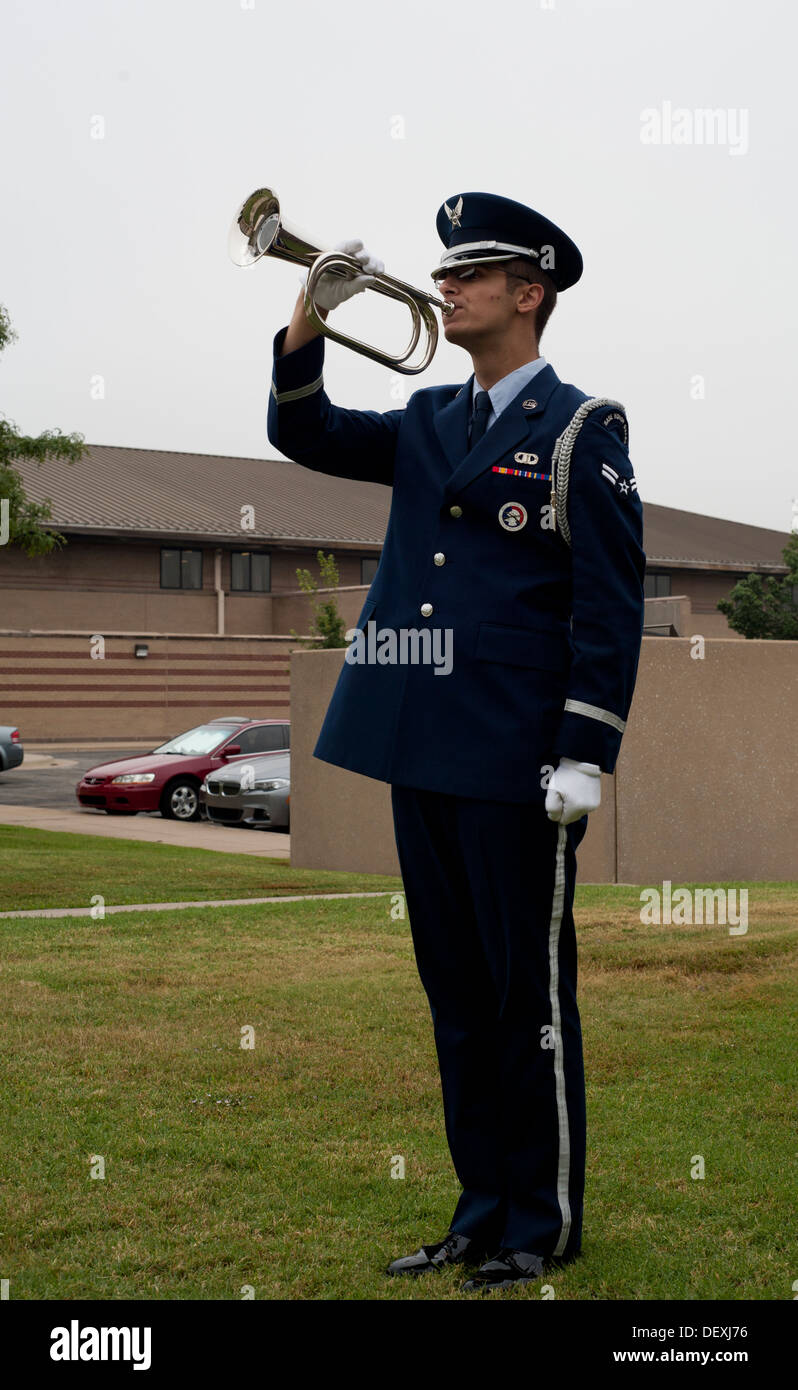 Airman 1st class nicholas luciano hi-res stock photography and images ...