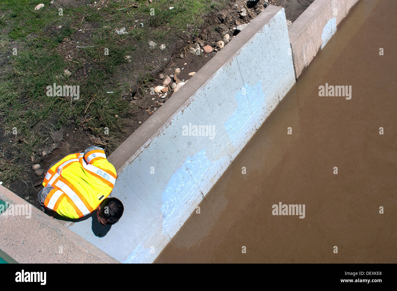 240th civil engineering squadron hi-res stock photography and images ...