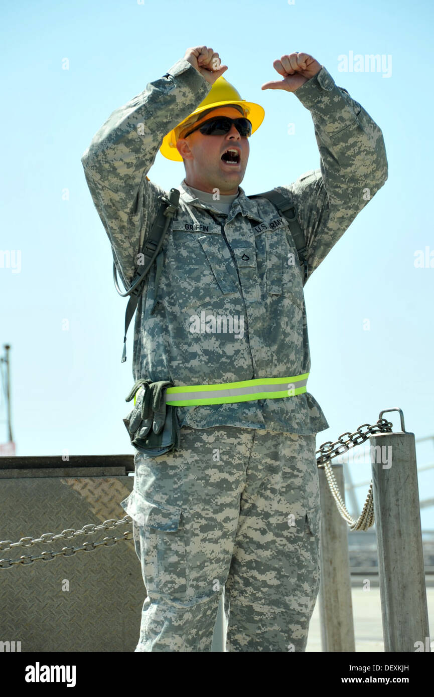 Harbor utility craft hi-res stock photography and images - Alamy