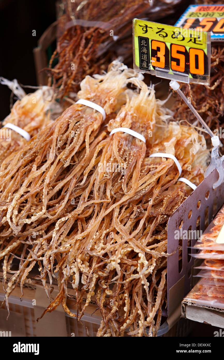 Dried fish at fish market hi-res stock photography and images - Alamy