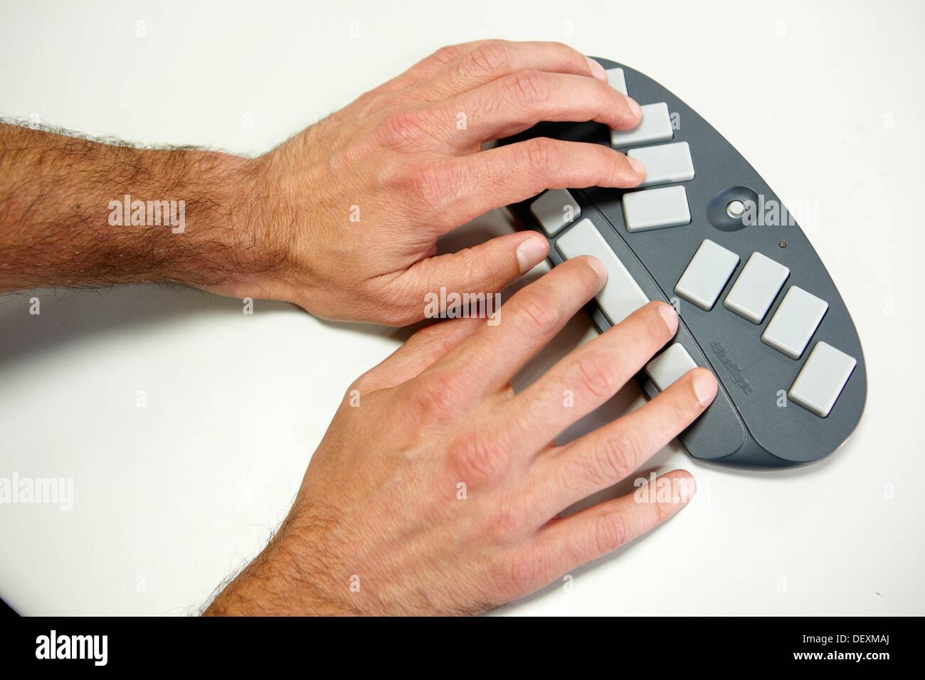 Braille keyboard hi-res stock photography and images - Alamy