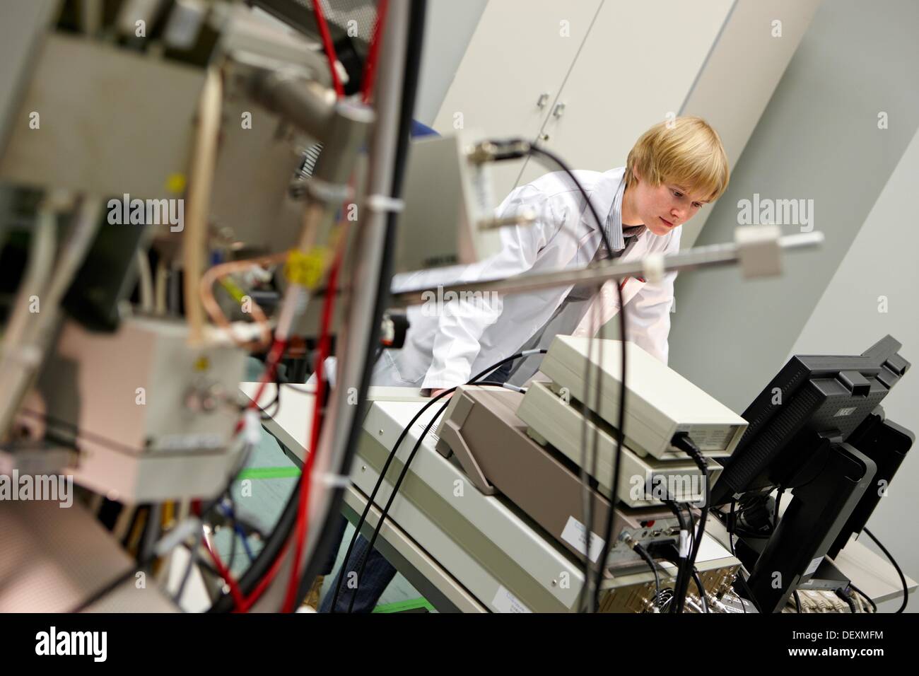 Ion beam laboratory hi-res stock photography and images - Alamy