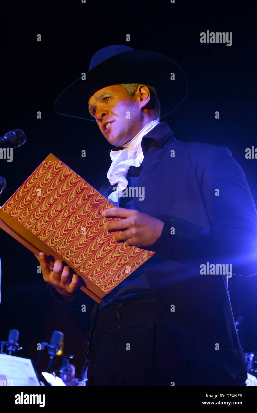 Colonial williamsburg actors recited powerful quotes from the nations ...