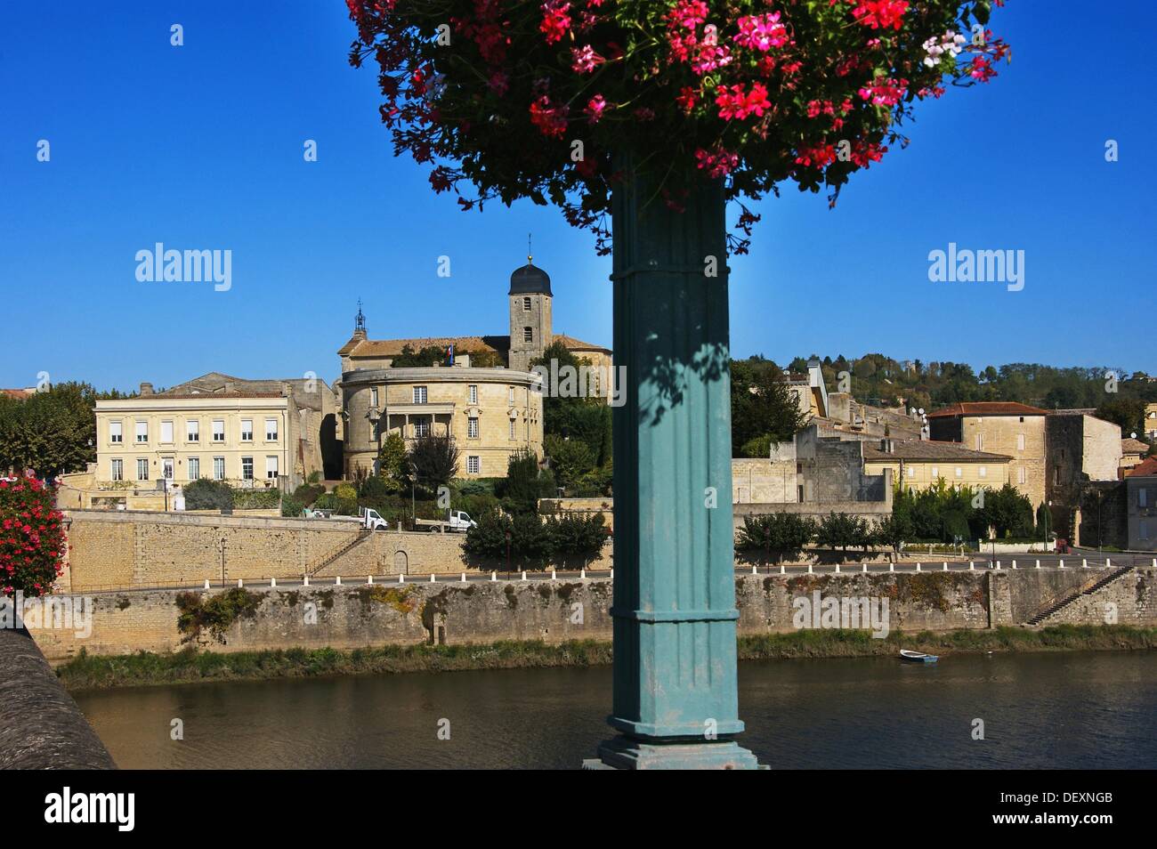 Castillon la bataille hi-res stock photography and images - Alamy