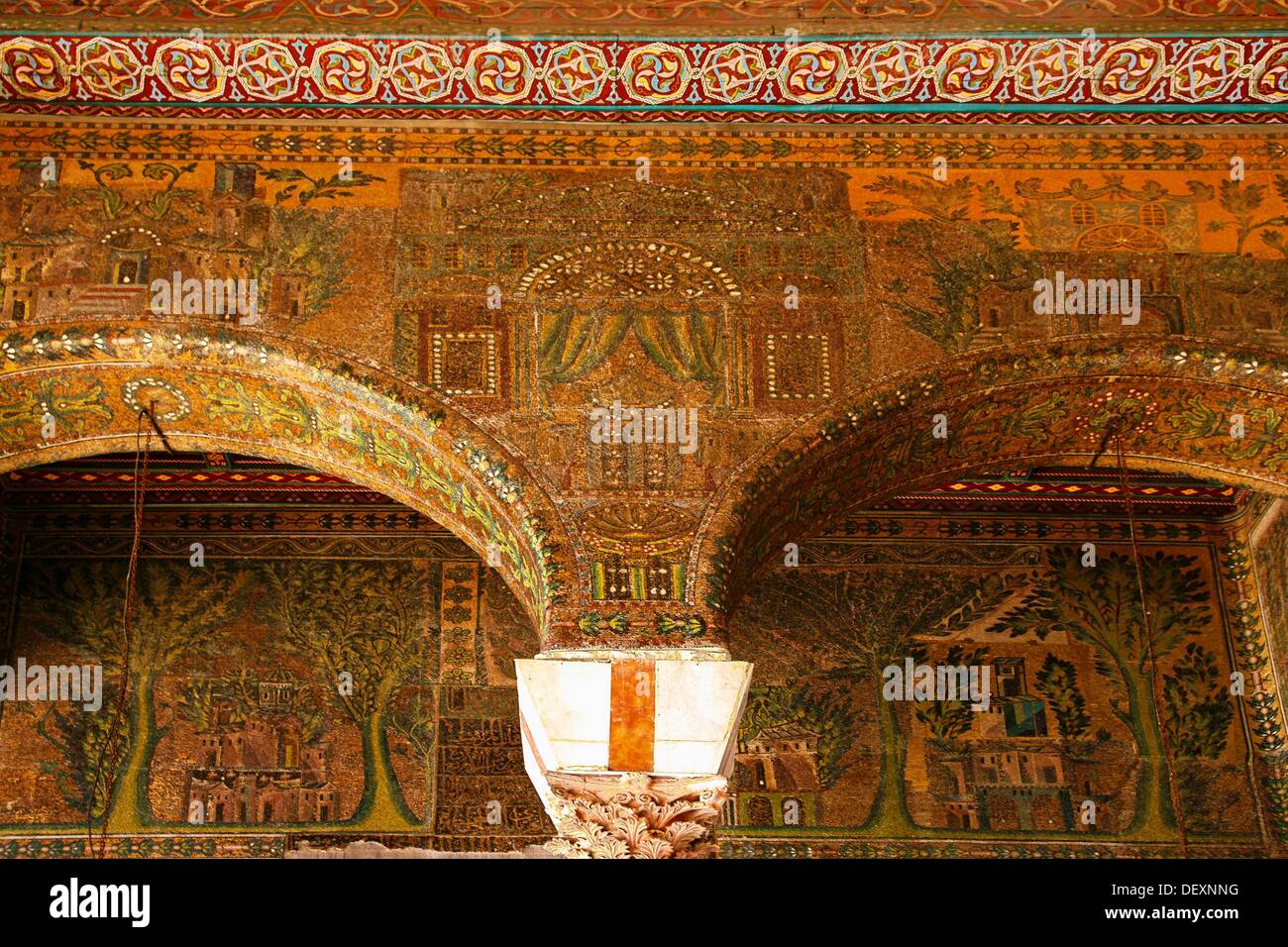 Umayyad mosque damascus mosaic hi-res stock photography and images - Alamy