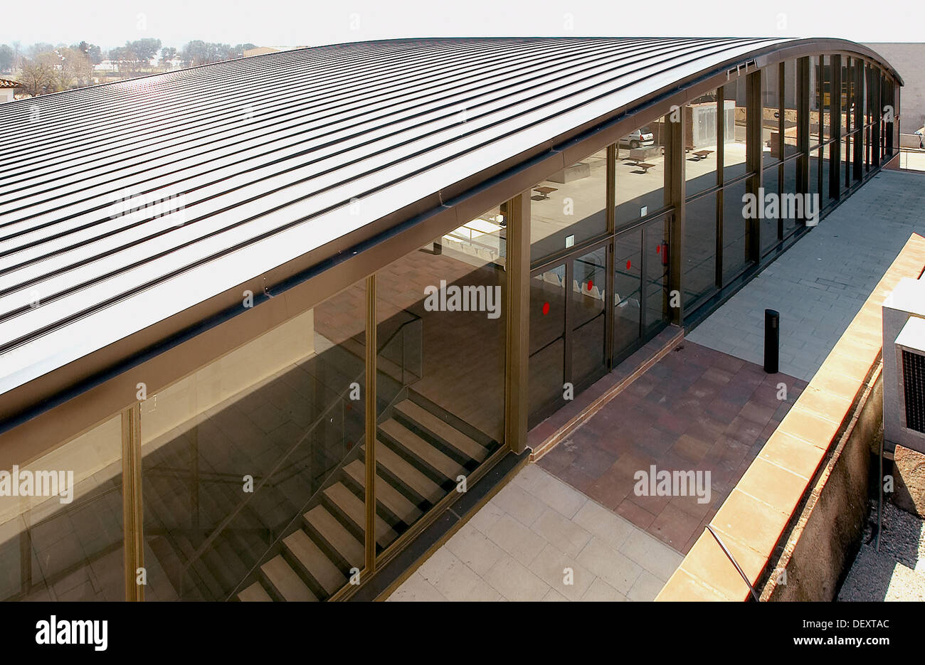 Cover by step hi-res stock photography and images - Alamy