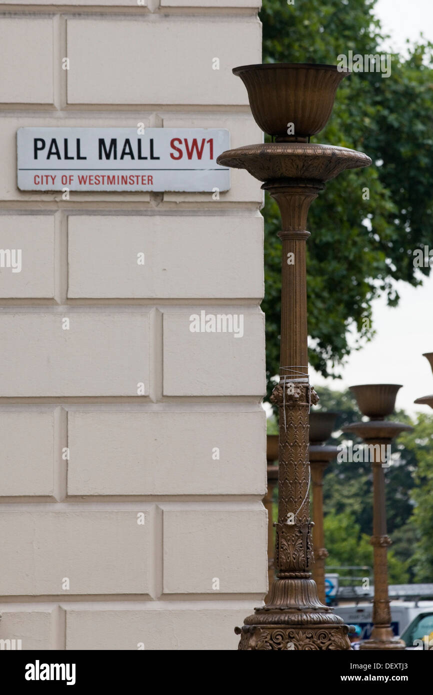 Pall mall monopoly hi-res stock photography and images - Alamy