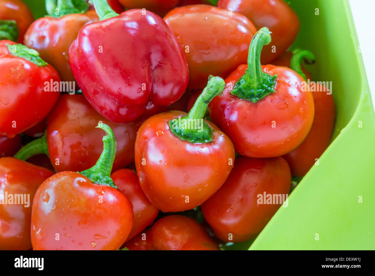 Small garden fruit hi-res stock photography and images - Alamy