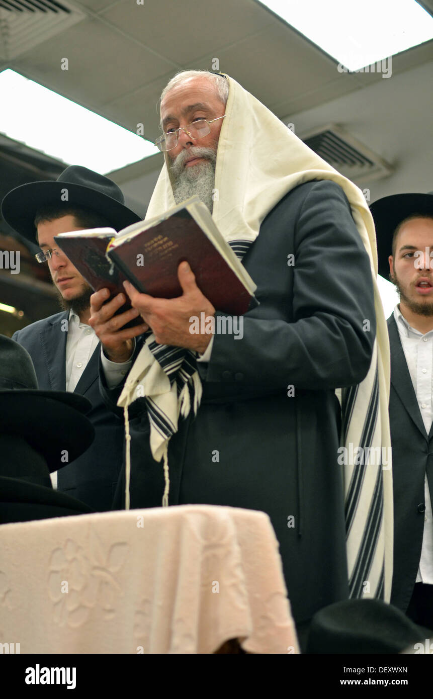 Portrait of a rabbi hi-res stock photography and images - Alamy