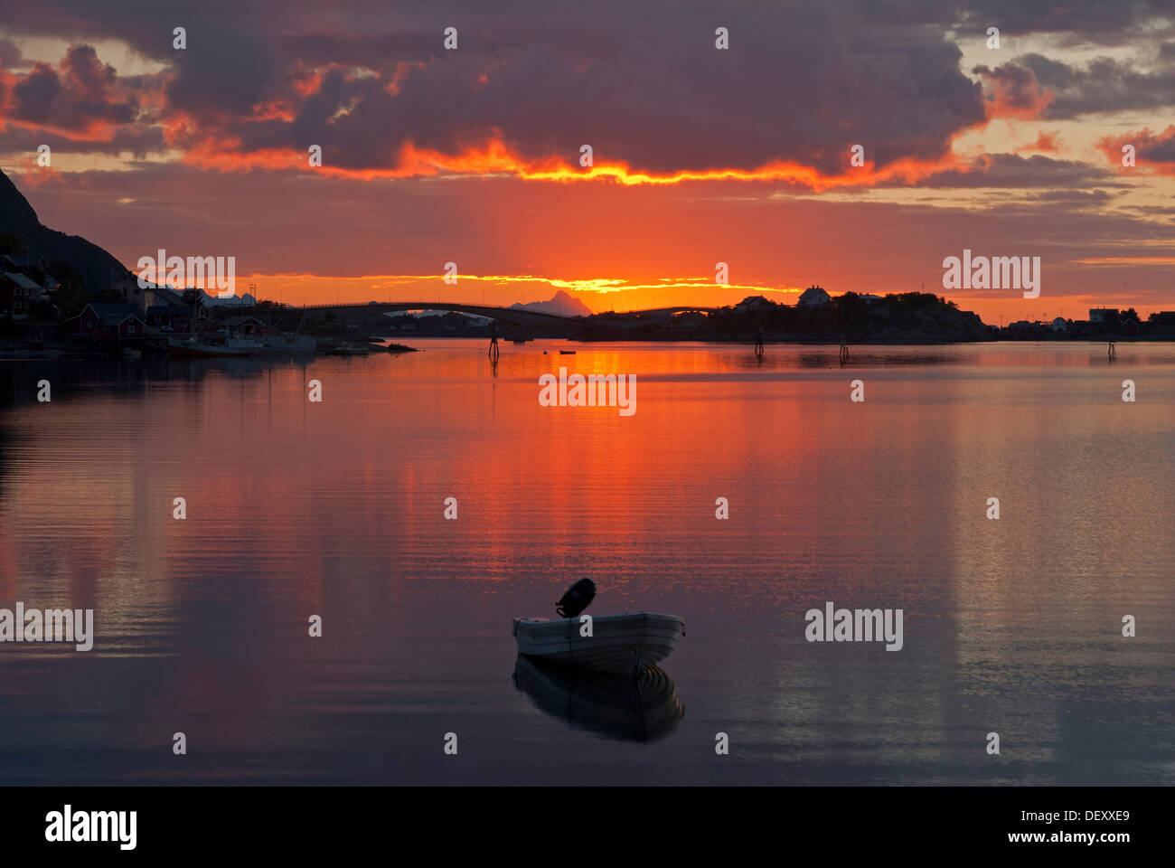 The island of Moskenesøy, Moskenesoy, Reine, Lofoten archipelago ...