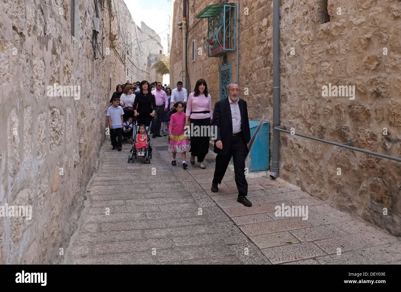 Jewish people in jerusalem High Resolution Stock Photography and Images ...