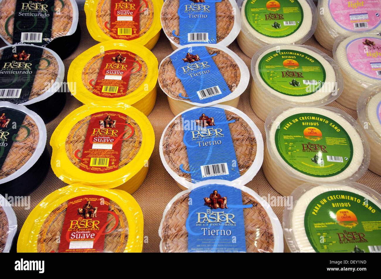 Cheese packing line hi-res stock photography and images - Alamy