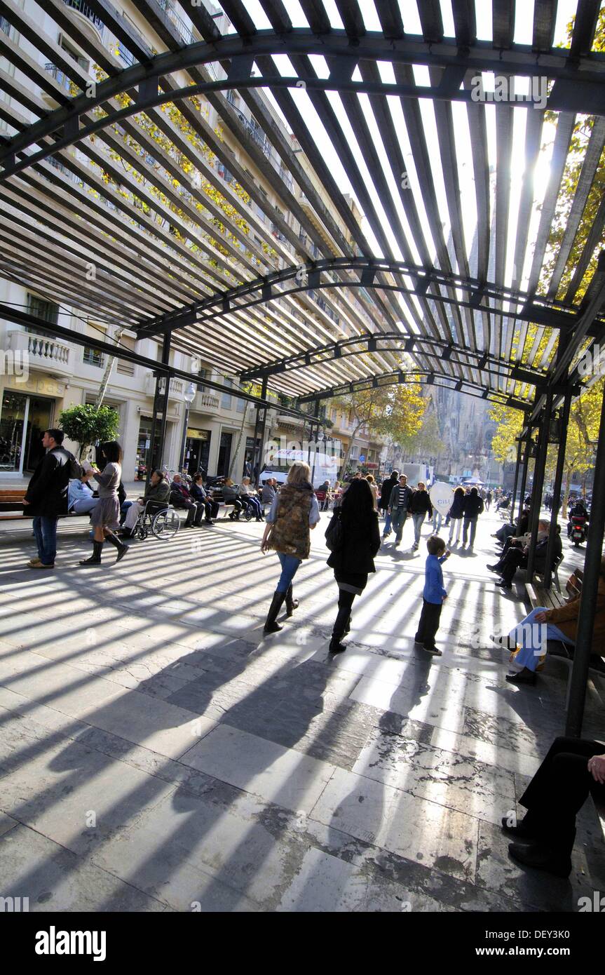 Eixample neighborhood hi-res stock photography and images - Alamy