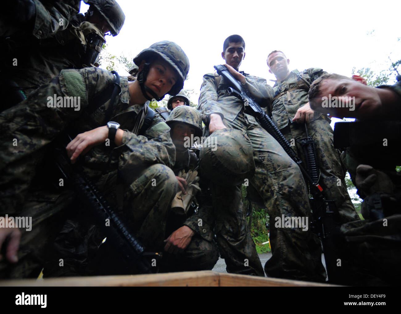Seabees from Naval Mobile Construction Battalion (NMCB) 3 memorize ...