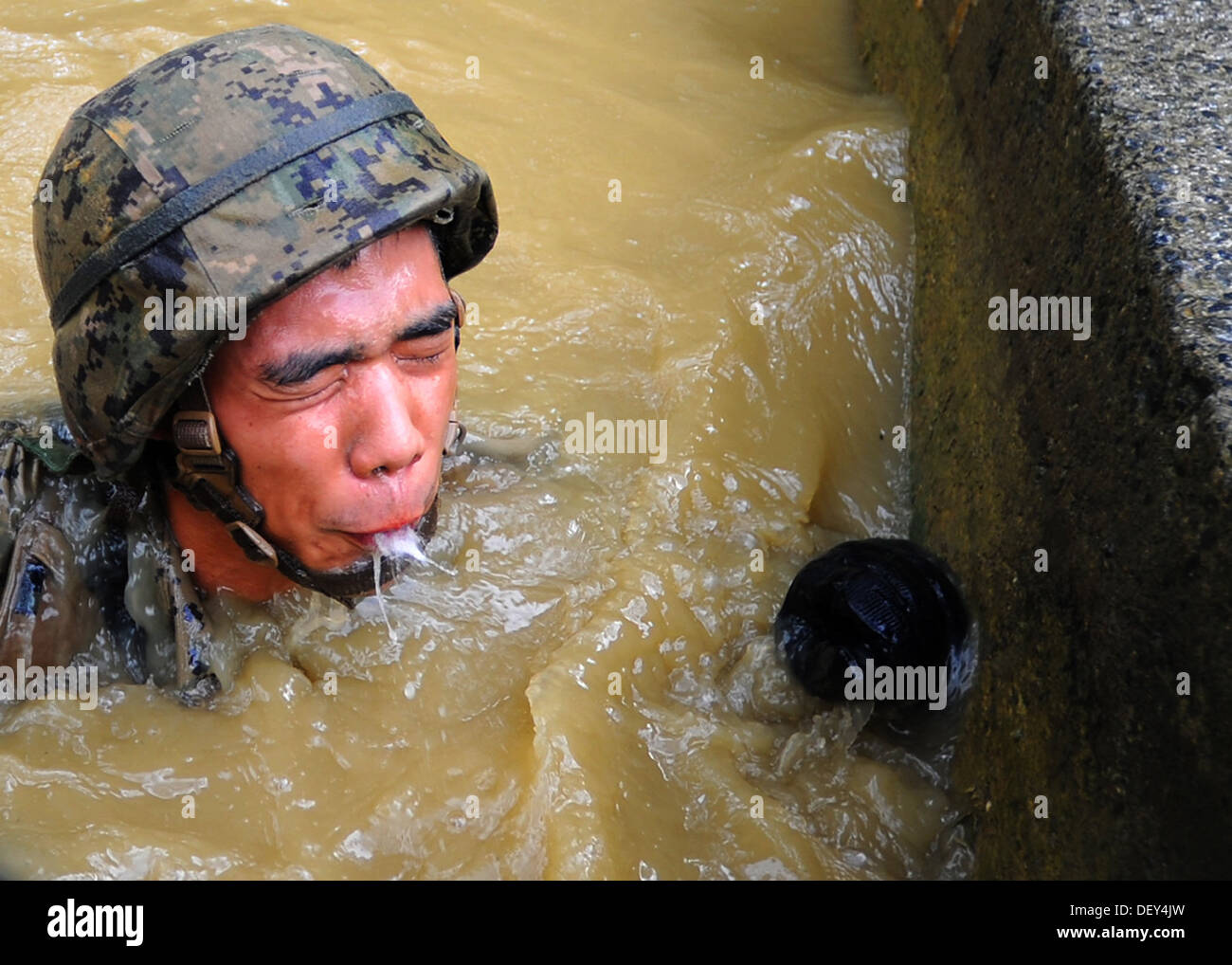 Naval mobile construction battalion equipment hi-res stock photography ...
