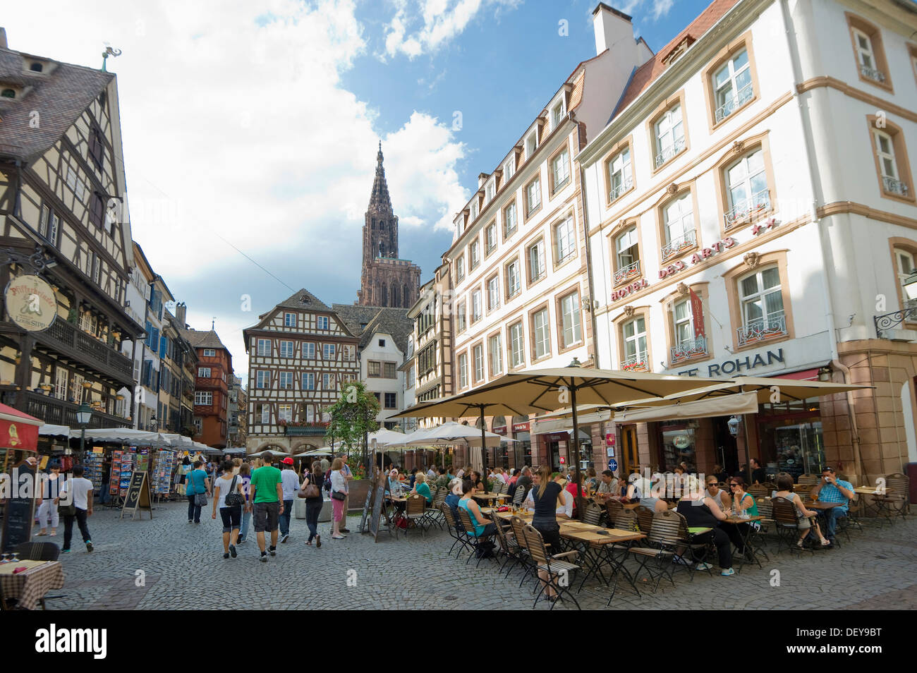 Alsace restaurant hi-res stock photography and images - Alamy