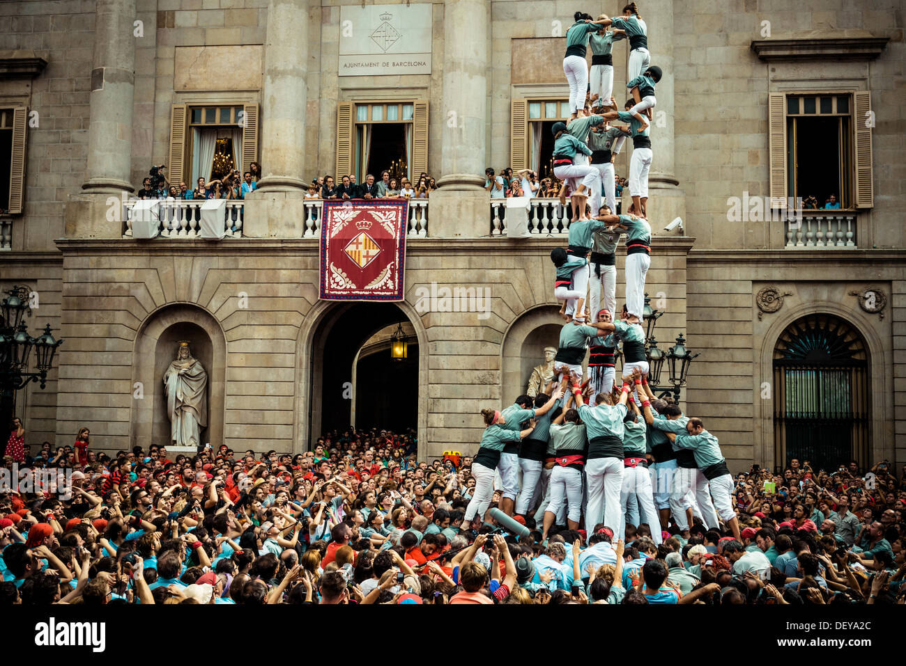 Barcelona, Spain. 24th Sep, 2013: The Castellers of Sans build a human ...
