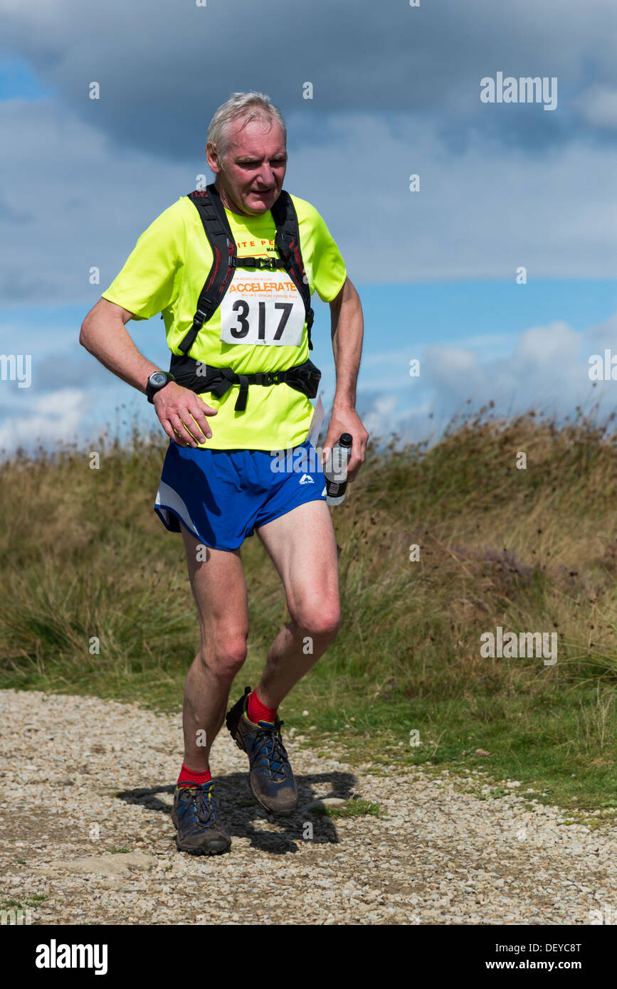 Female long distance runner hi-res stock photography and images - Alamy