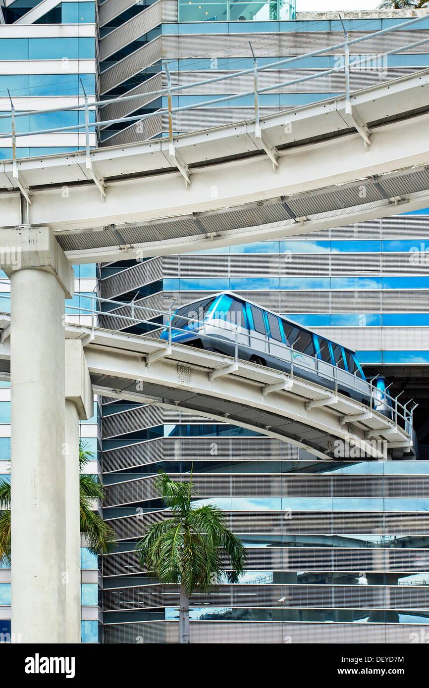 Land bank building hi-res stock photography and images - Alamy