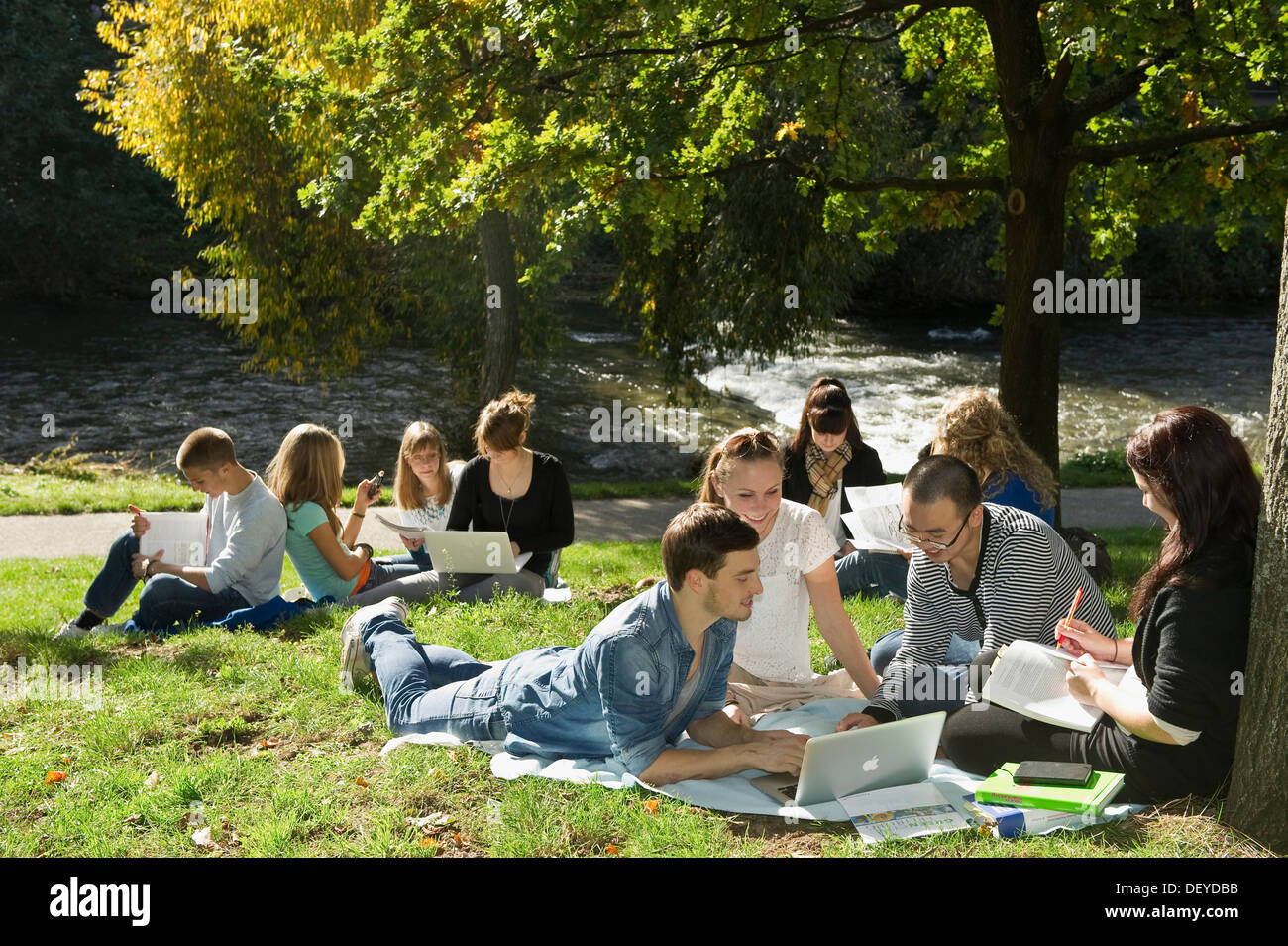 German girls students hi-res stock photography and images - Alamy