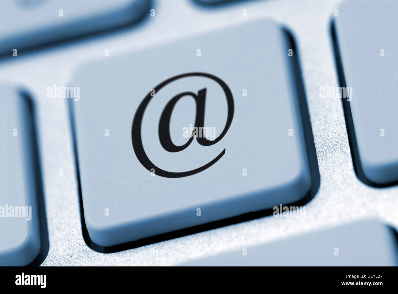 At-sign on a computer keyboard Stock Photo - Alamy