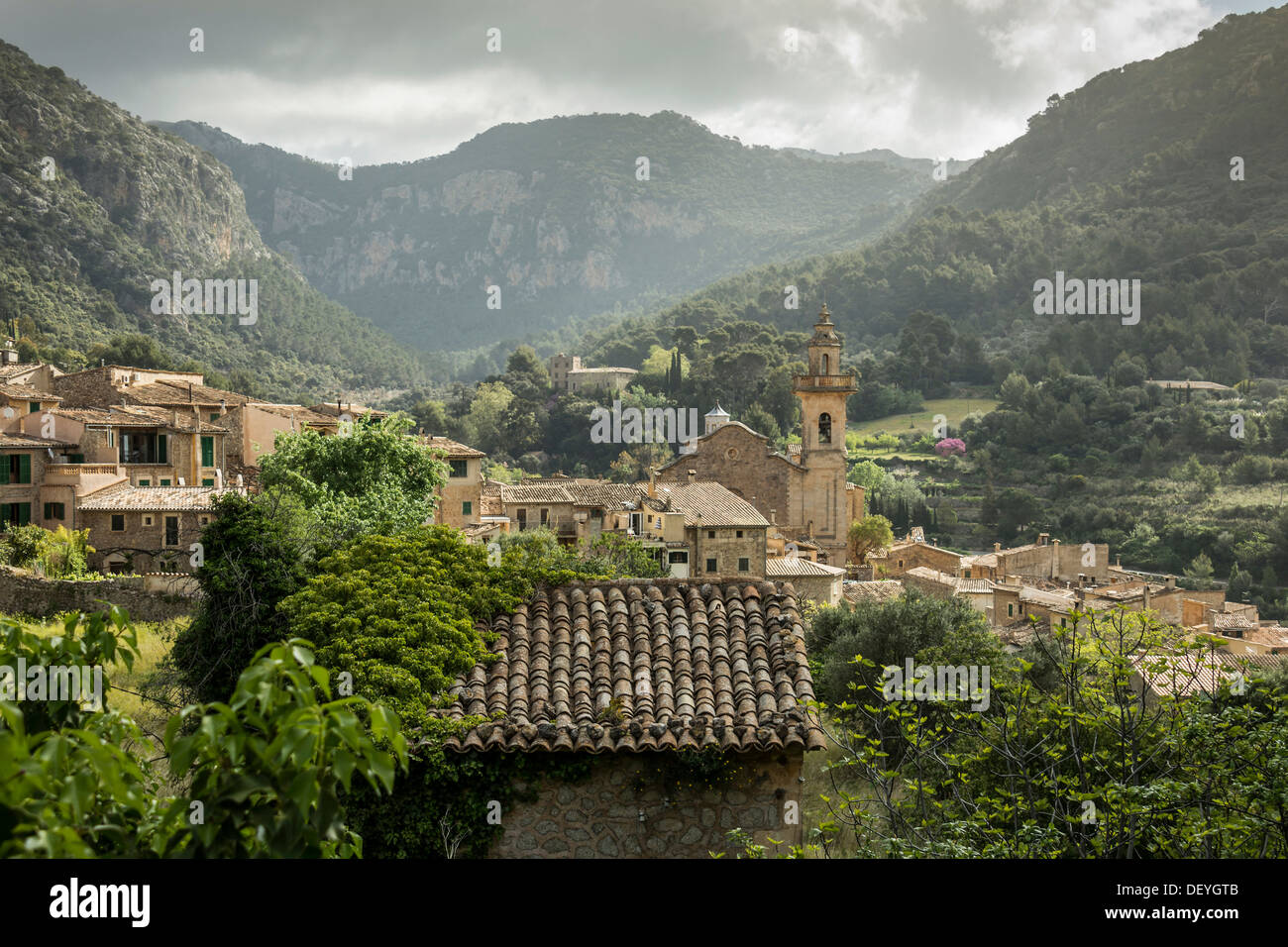 Spain valldemossa hi-res stock photography and images - Alamy