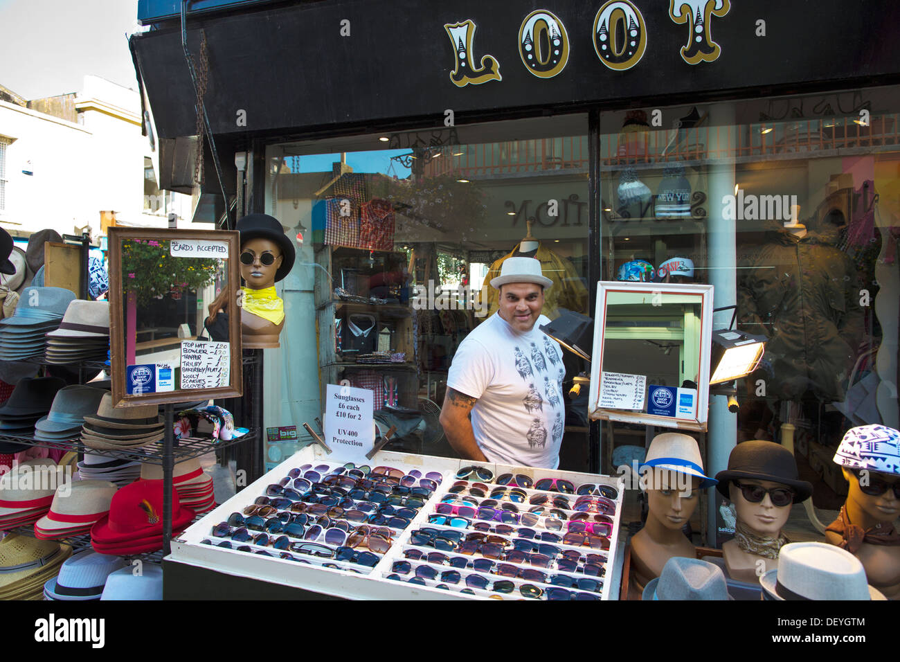Hove shops uk hi-res stock photography and images - Alamy