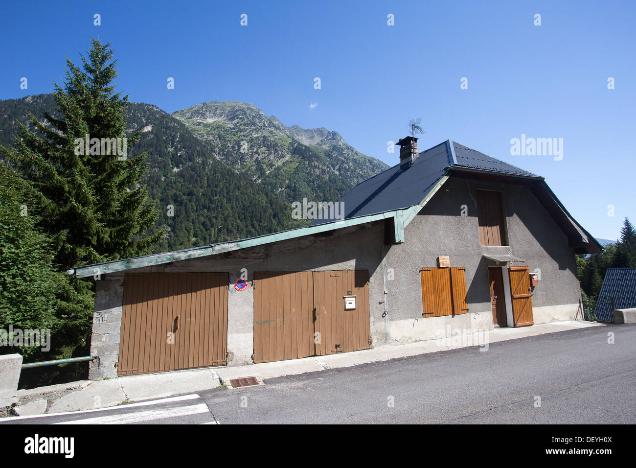 Allemont france hi-res stock photography and images - Alamy