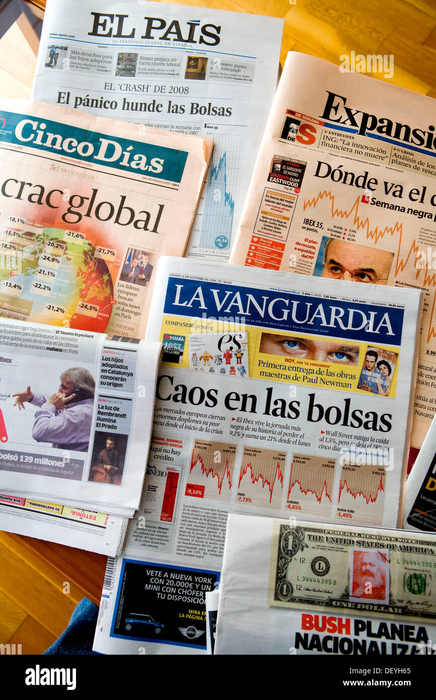 2008 crash newspaper hi-res stock photography and images - Alamy