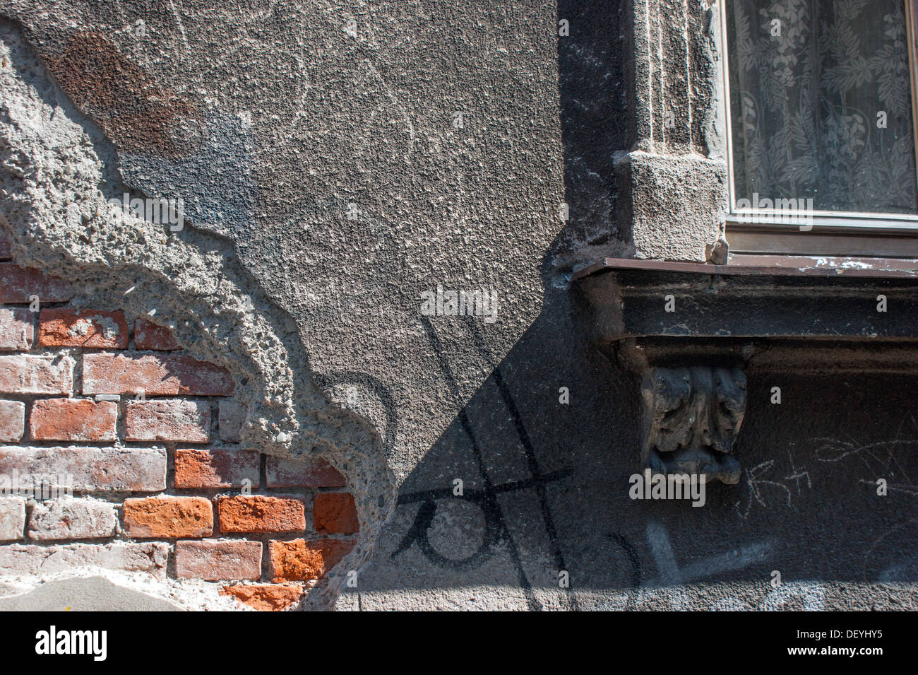 Old window texture hi-res stock photography and images - Alamy