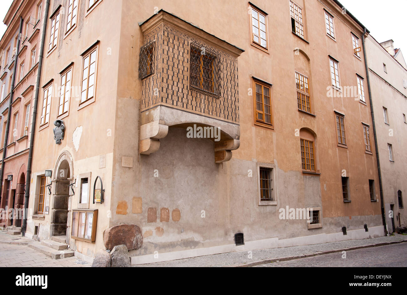 Rare design old decorative window in building Stock Photo - Alamy