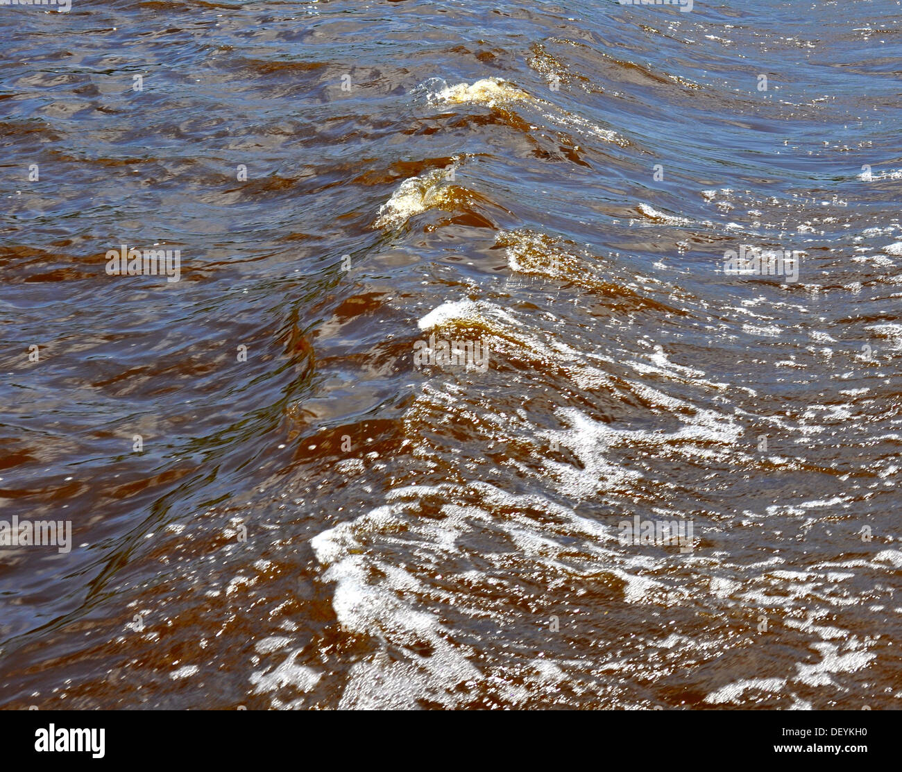 River waves hi-res stock photography and images - Alamy