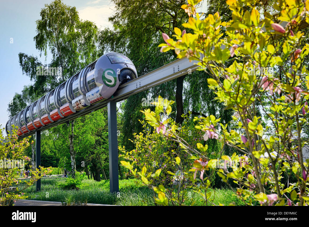 Monorailbahn hi-res stock photography and images - Alamy