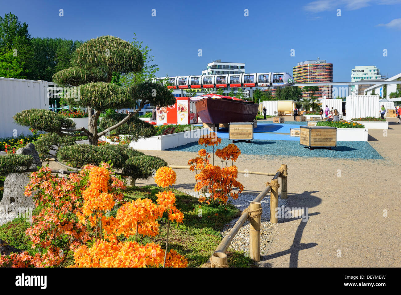 Baum der blumen hi-res stock photography and images - Alamy