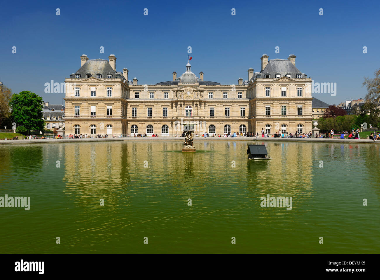 Palais du Luxembourg, Luxembourg Palace in the Jardin du Luxembourg ...