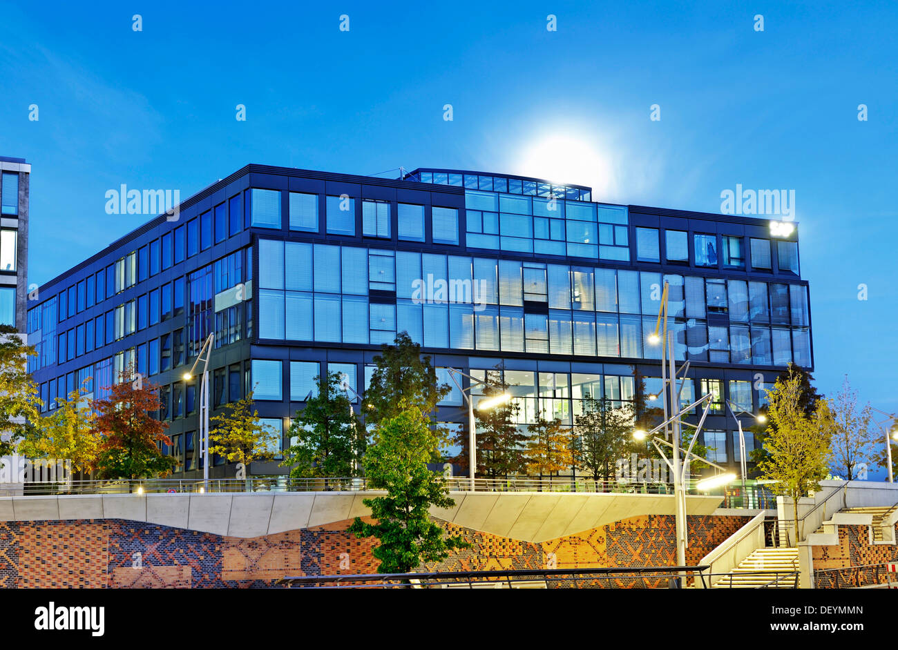 Headquarters of SAP in the Grosser Grasbrook street, the first office ...