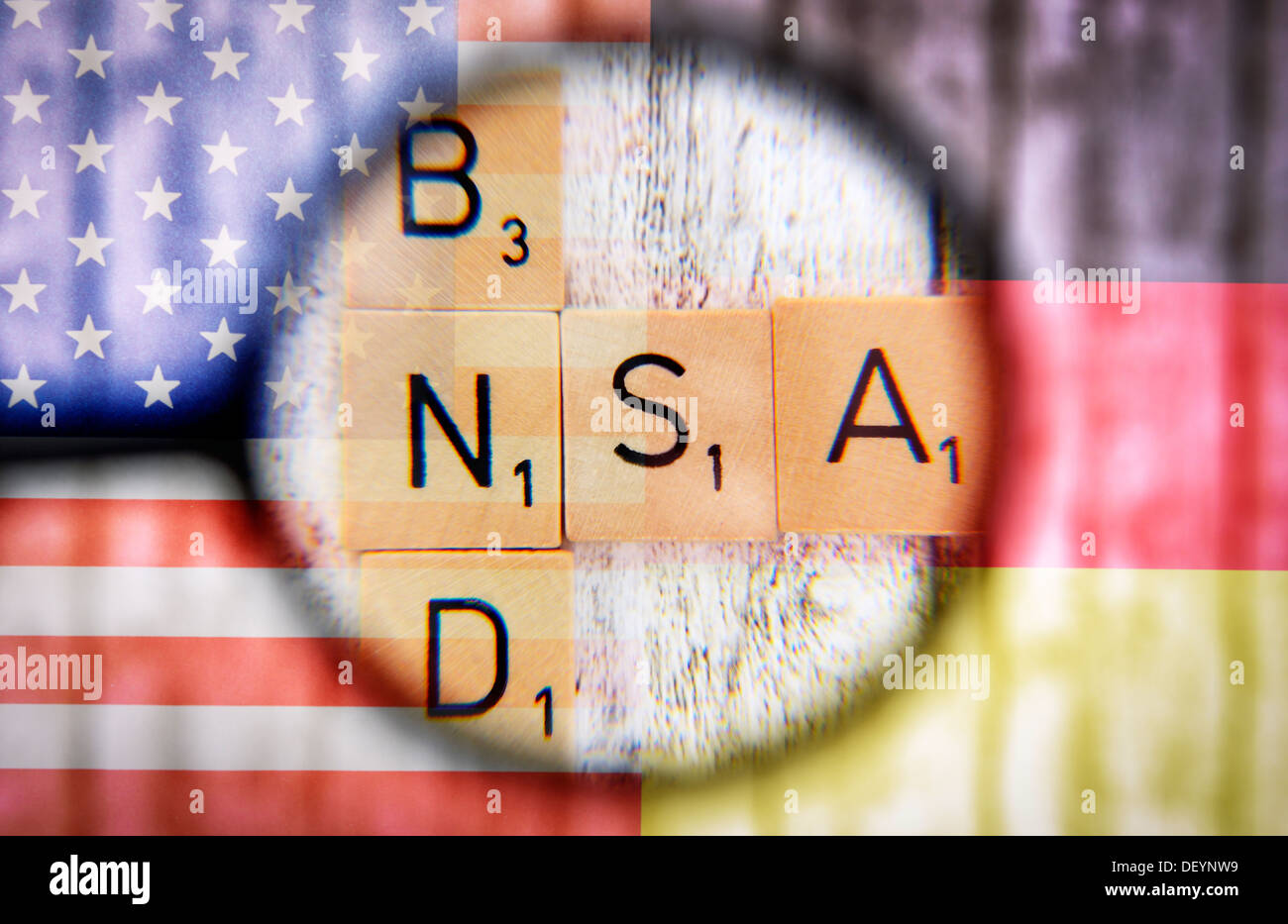 Under the magnifying glass hi-res stock photography and images - Alamy