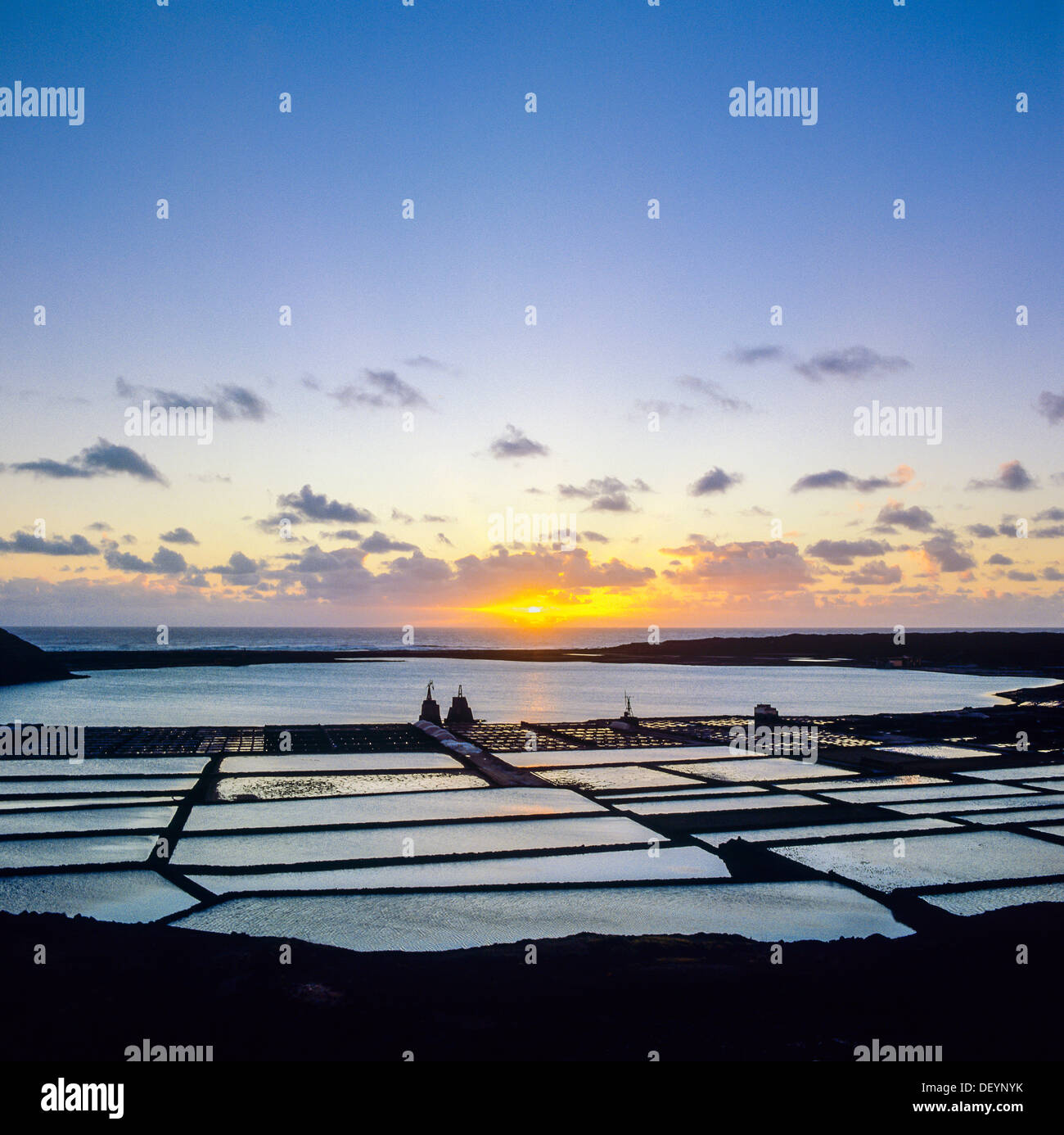 Salt evaporations hi-res stock photography and images - Alamy
