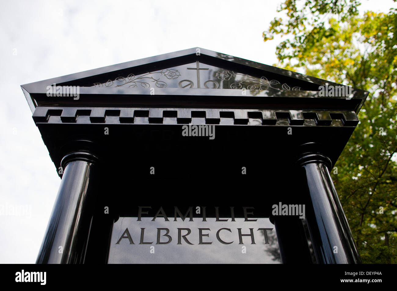 View of the grave of the Albrecht Family photographed on the Bredeney ...