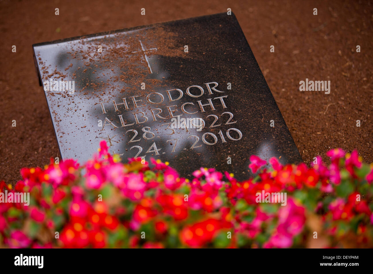 View of the grave of the Albrecht Family photographed on the Bredeney ...