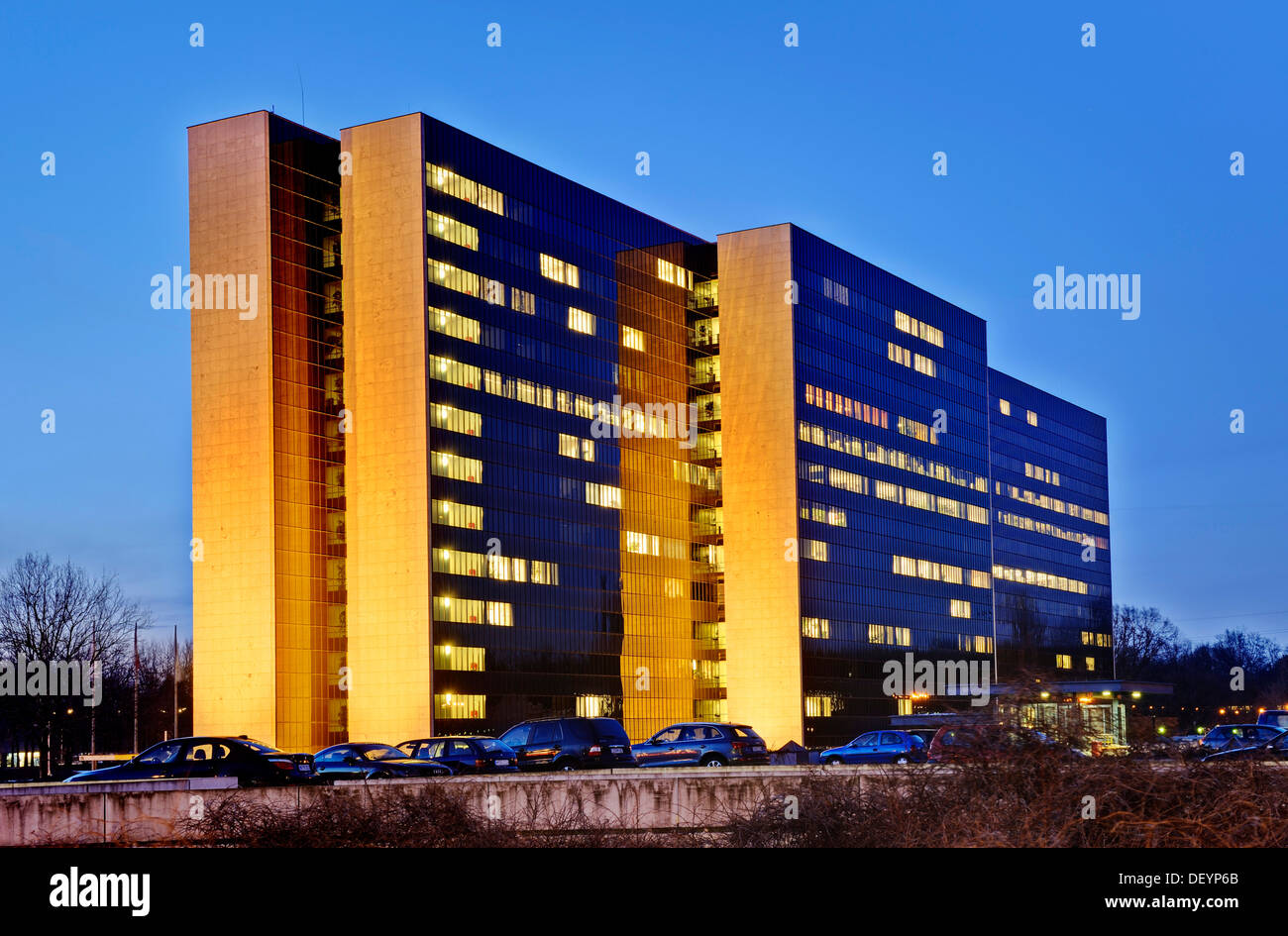 Vattenfall-Haus office building on the Ueberseering in the City Nord ...