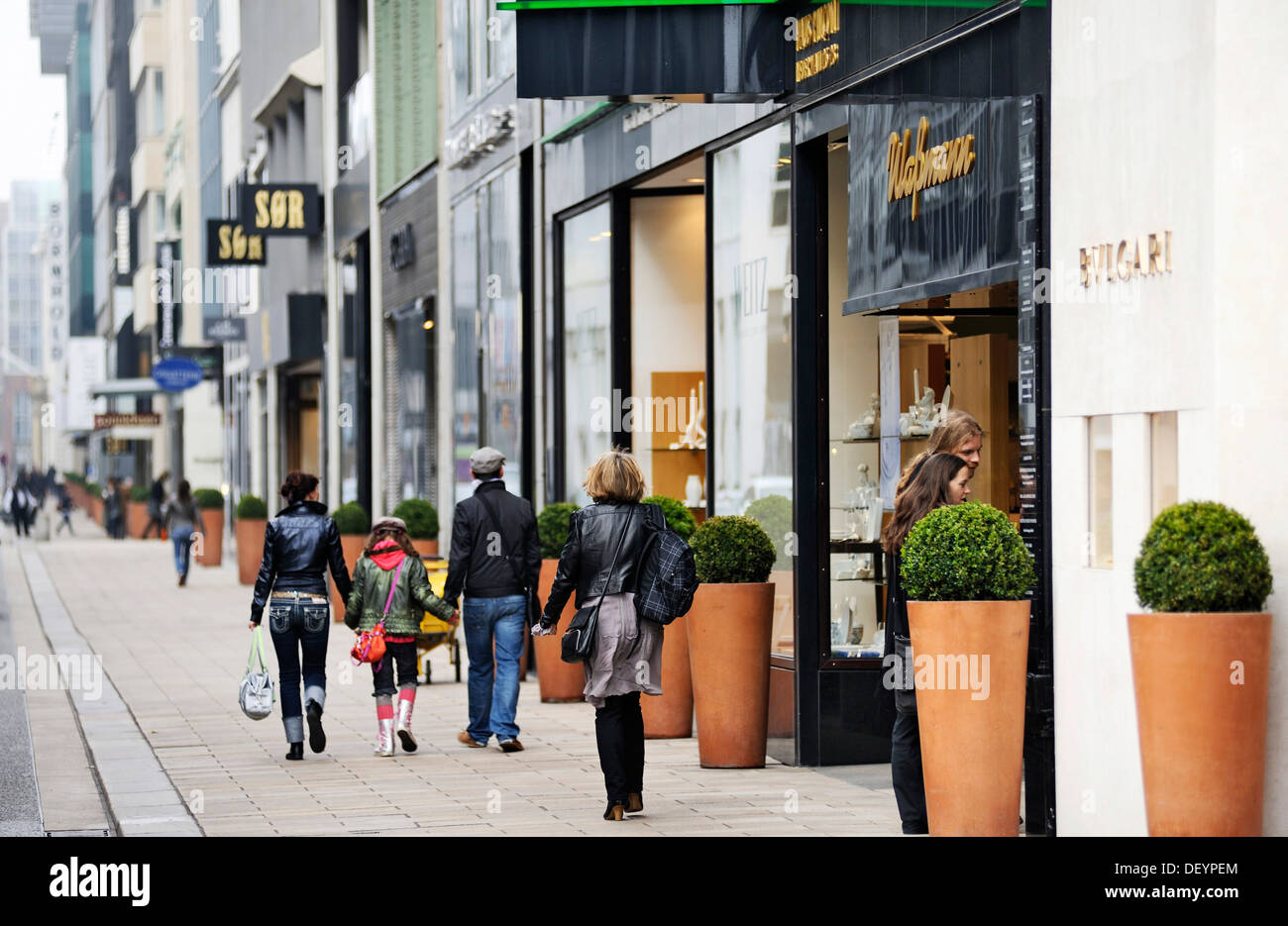 Neuer Wall, Neustadt district, Hamburg Stock Photo - Alamy