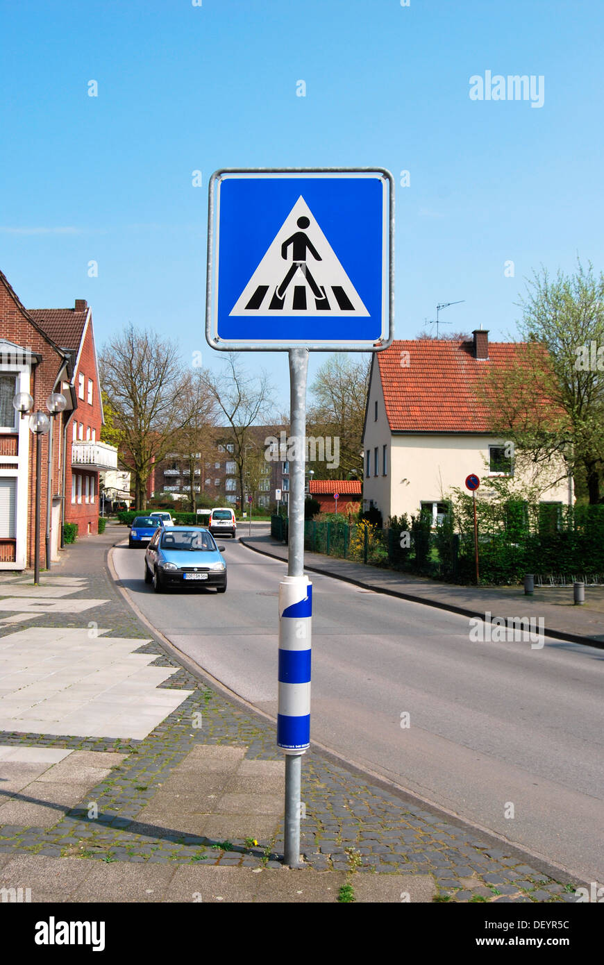 Pedestrian walk sign germany hi-res stock photography and images - Alamy