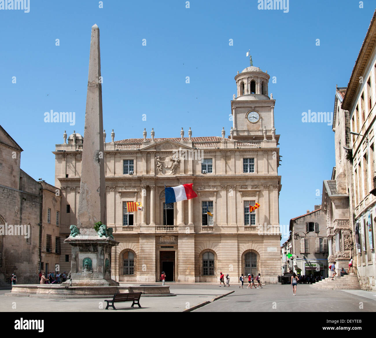 Town Hall and Cathedral of St Trophimus 12th Century Arles Place de la ...