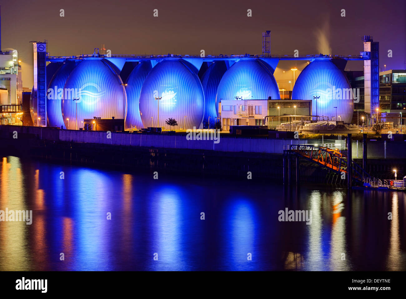 Koehlbrandhoeft sewage works and "Blue Port" illuminations, Hamburg ...